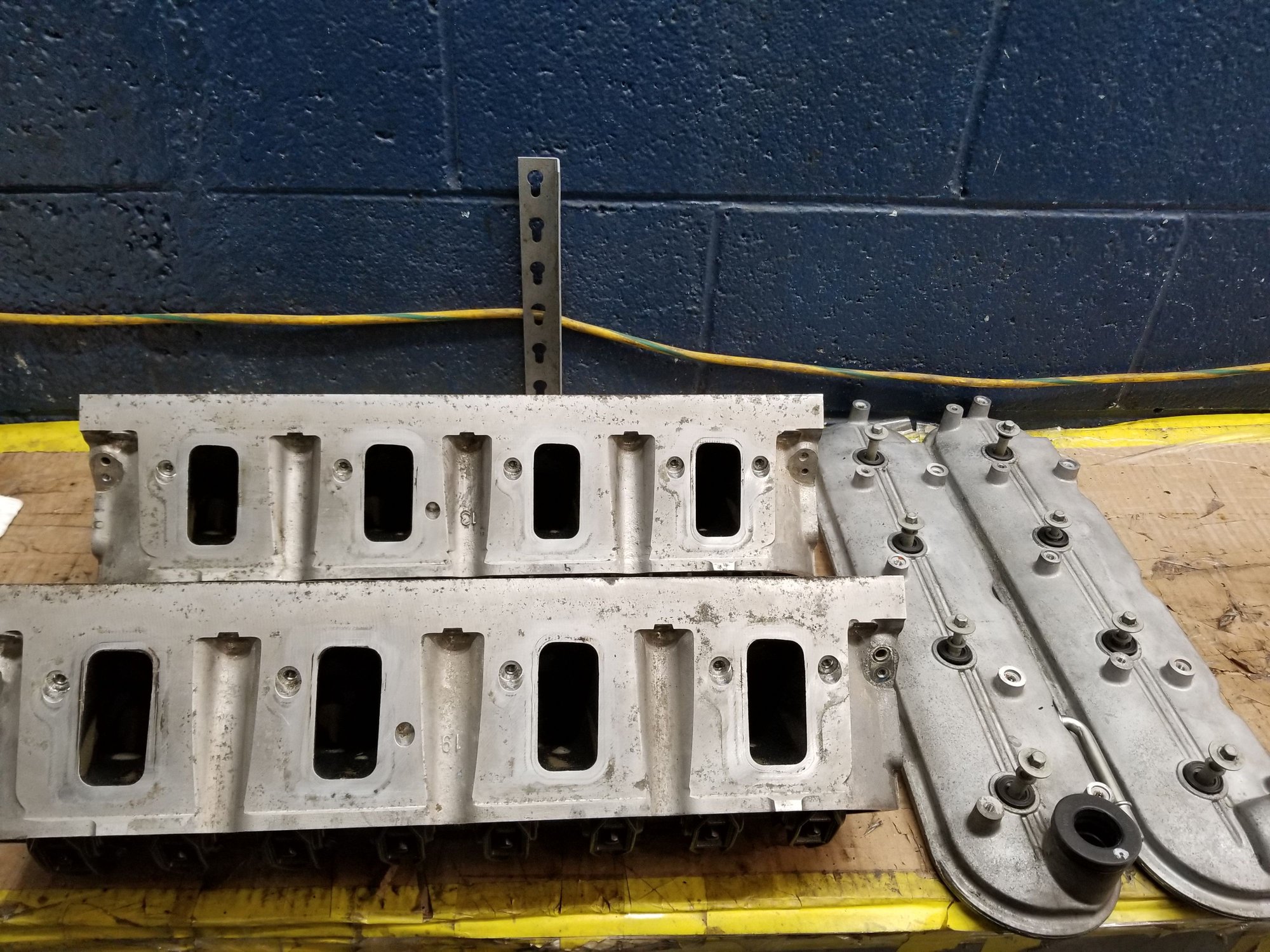 LS3/L96 cylinder heads,rockers,valve covers(0821) - LS1TECH - Camaro ...
