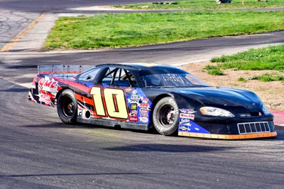 Super/Pro Late Model roller for Sale in MERIDIAN, ID | RacingJunk