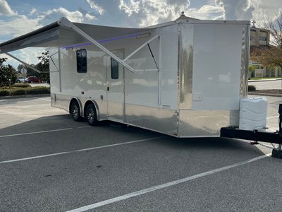 26ft Car Hauler / Toy Hauler / Camper for Sale in RIVERVIEW, FL ...