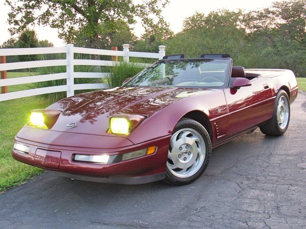 Immaculate 40th Anniv Ruby Red Corvette Cvt for Sale in Excelsior ...