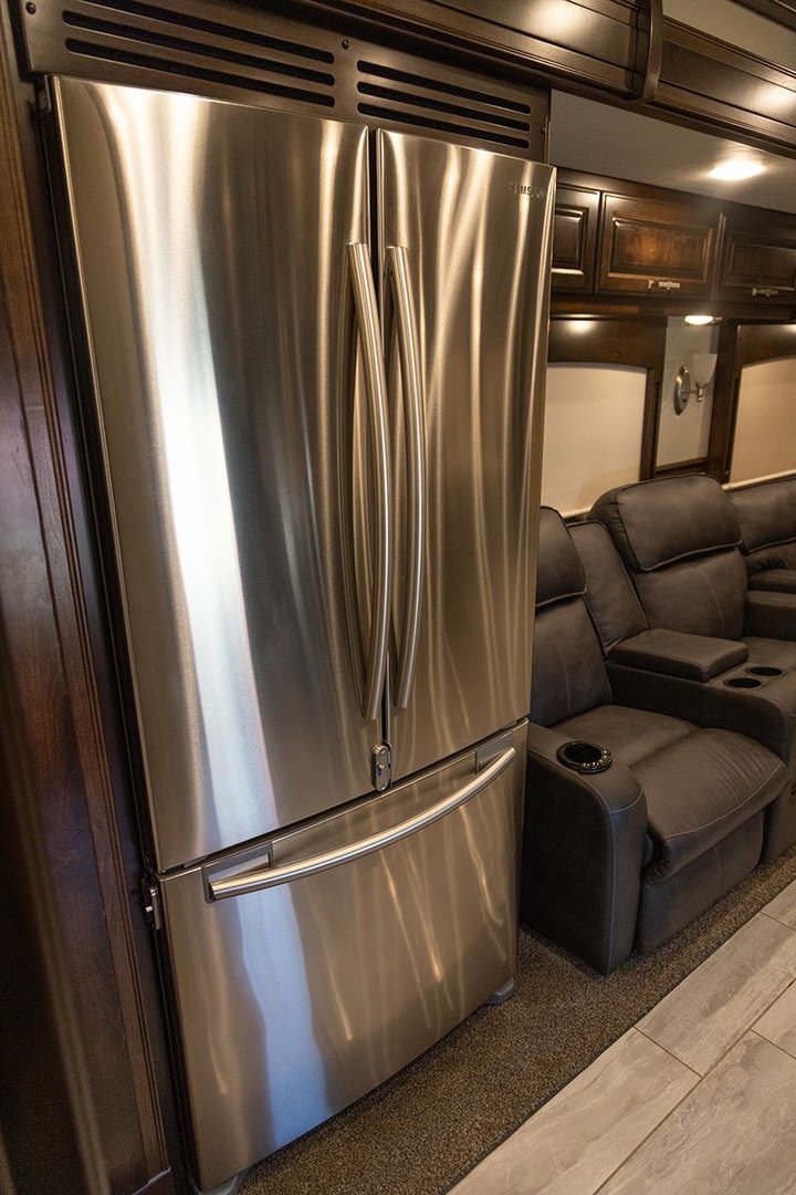 ***2021 45' RENEGADE QUAD SLIDE-FULLY LOADED-2 FULL BATH*** for Sale in ...