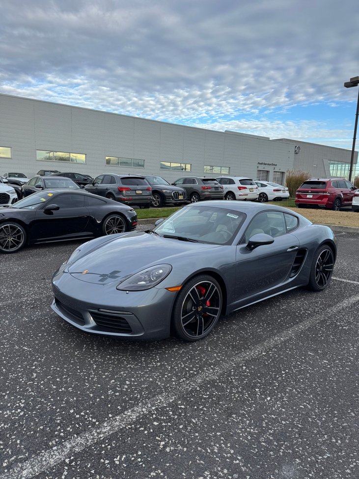 Erste Vanadiumgrau-Bilder | Porsche 718 Forum