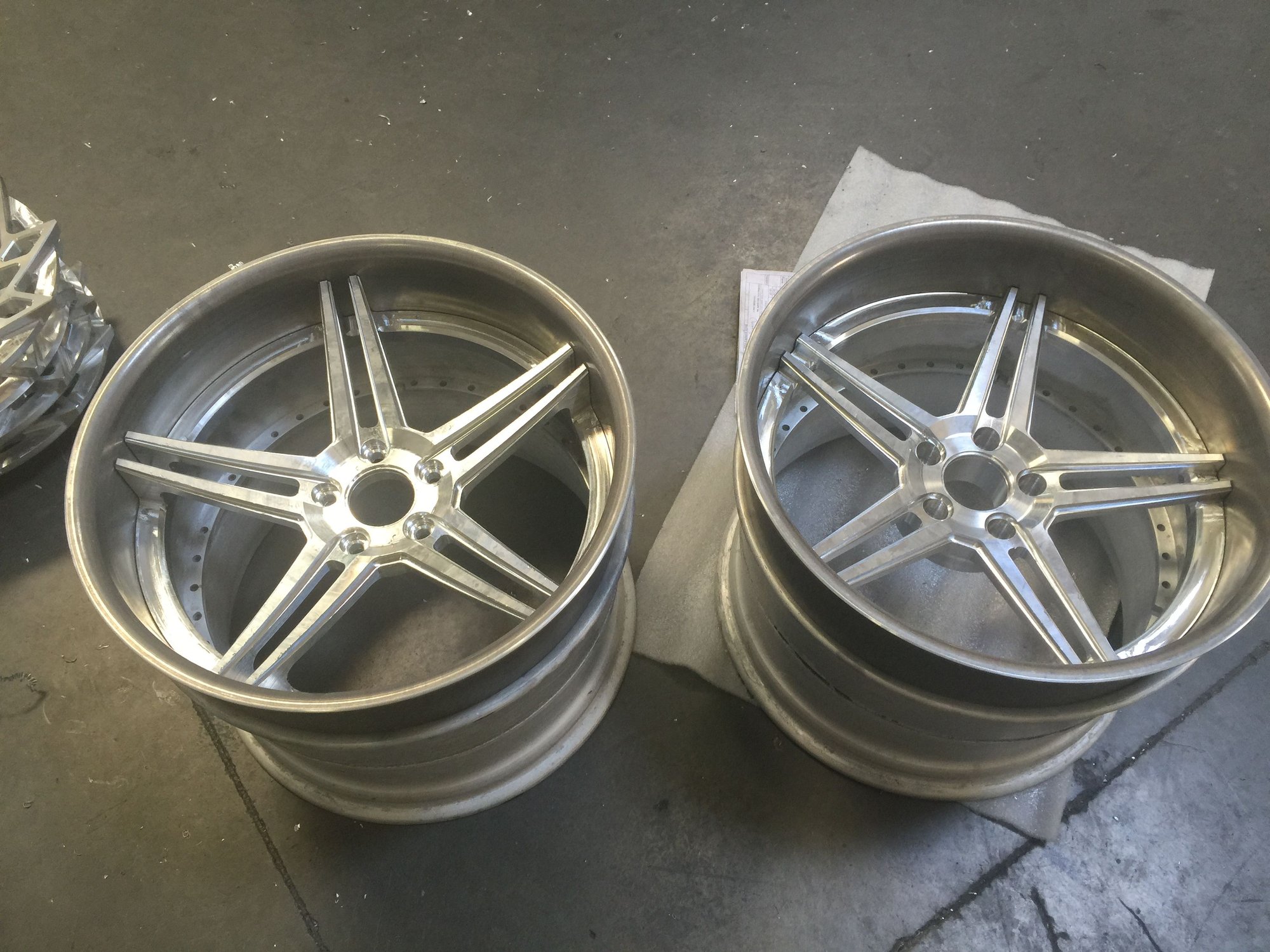 LIMITED EDITION TWO-TONE FINISH OPTIONS on RTF MonoBloc Series wheels ...