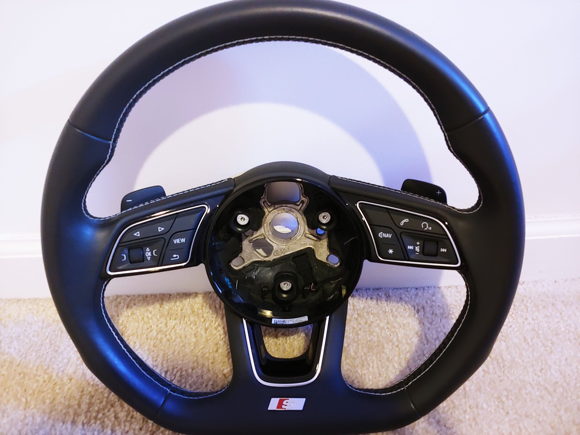 Flat Bottom Steering Wheel - AudiWorld Forums