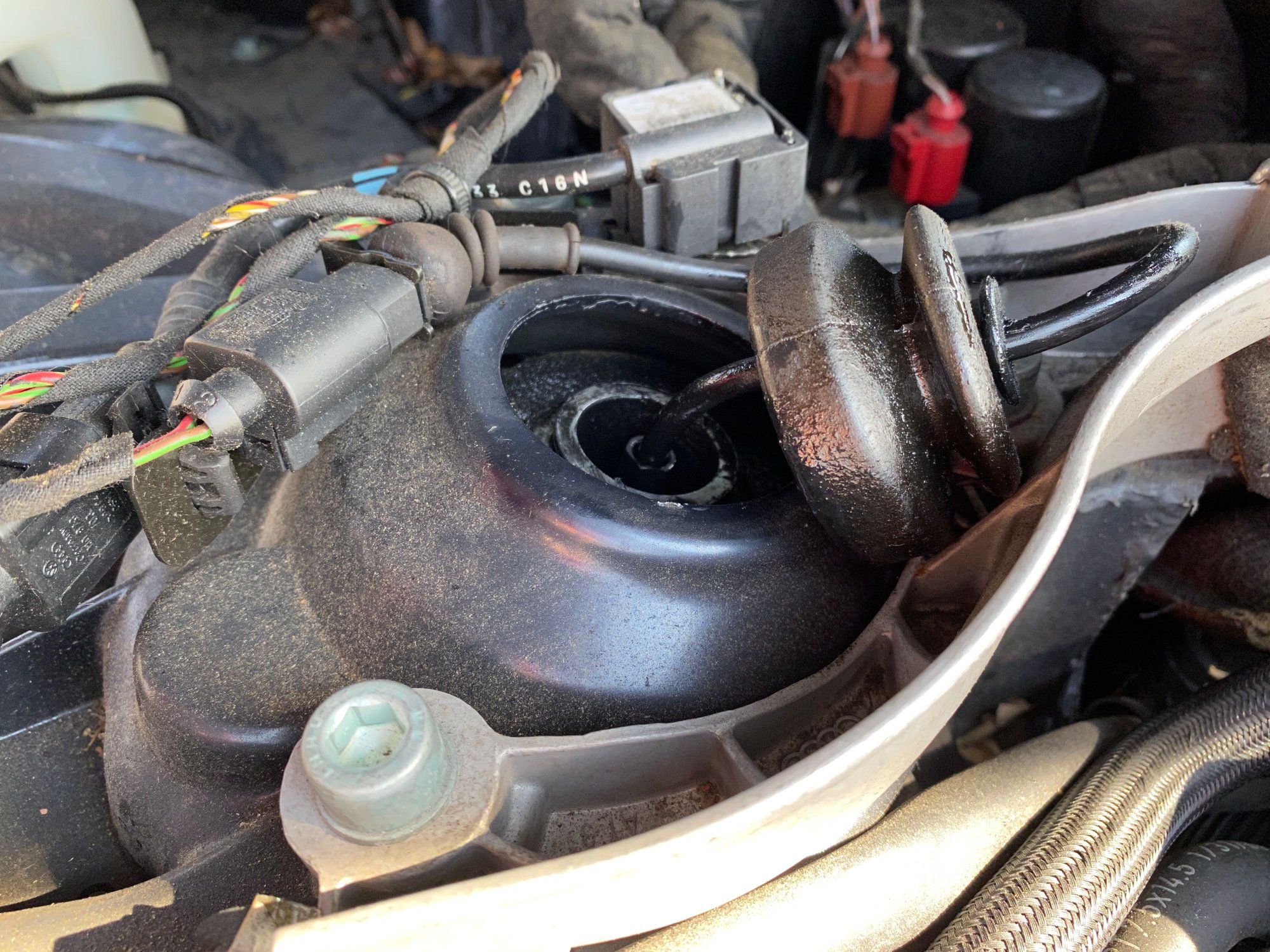 04 A8L air suspension issue - AudiWorld Forums