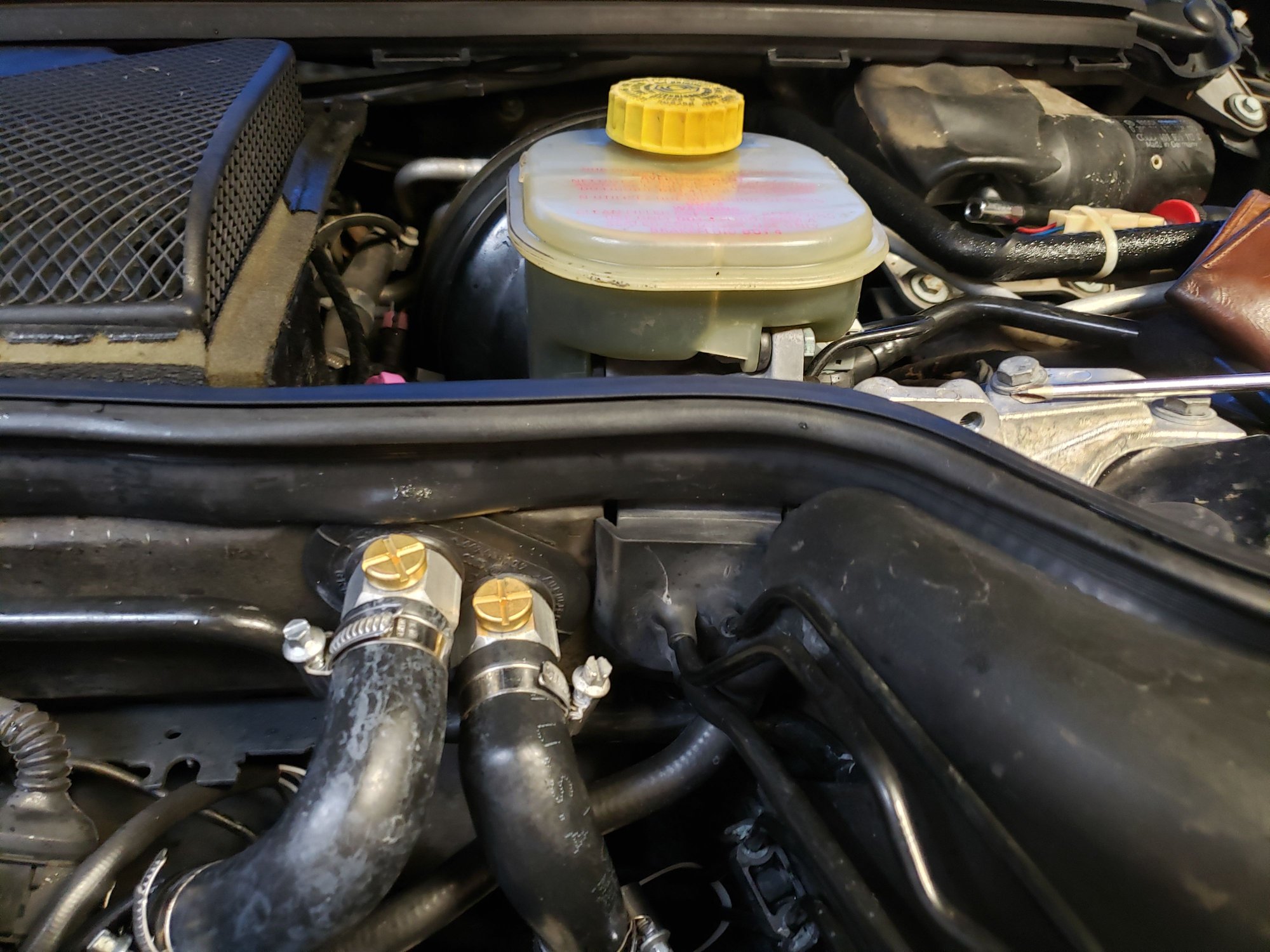 Aluminum D2 coolant bleeder pipes available - AudiWorld Forums