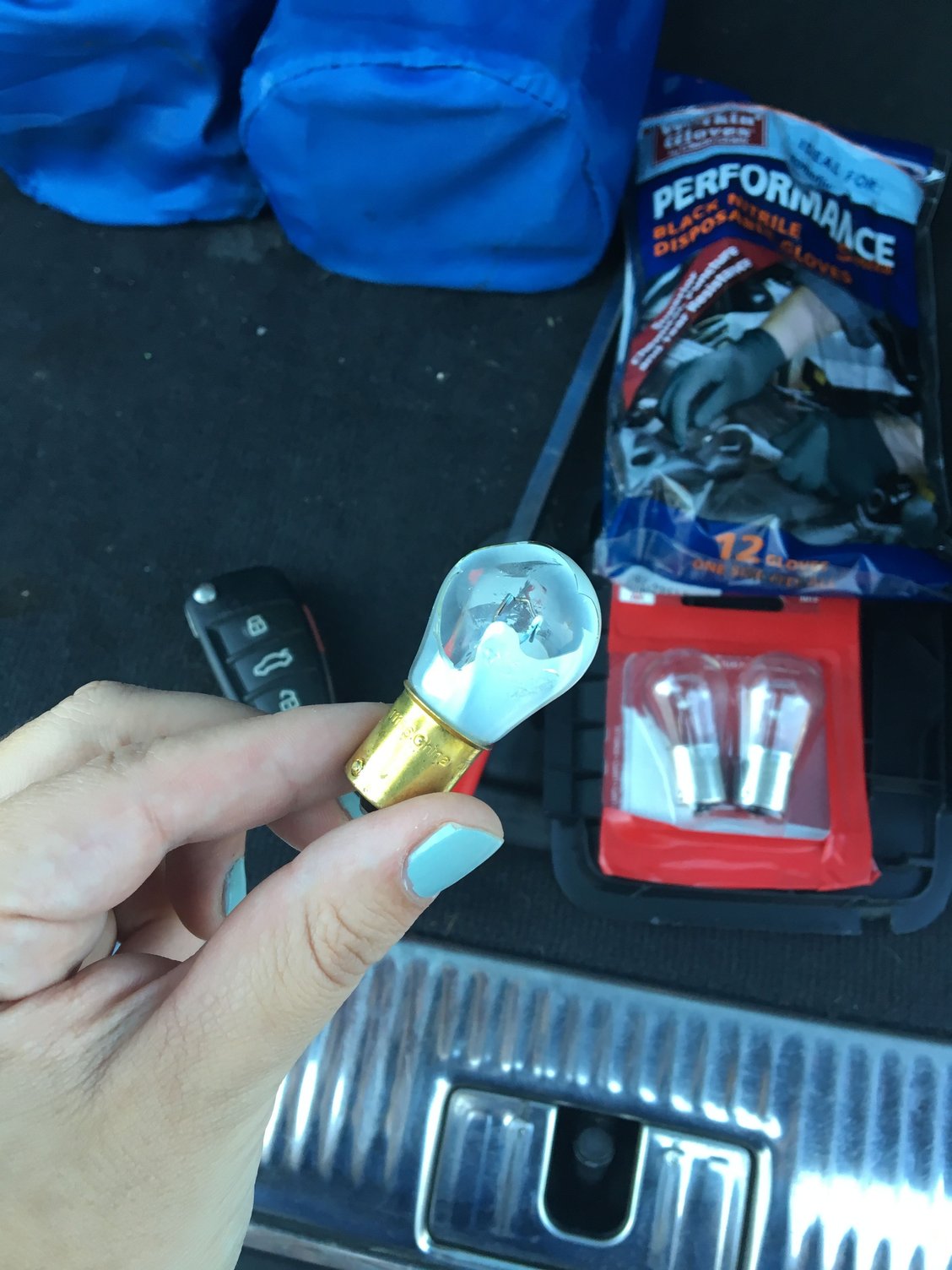 reverse light bulb, fog lights, daytime light - AudiWorld Forums