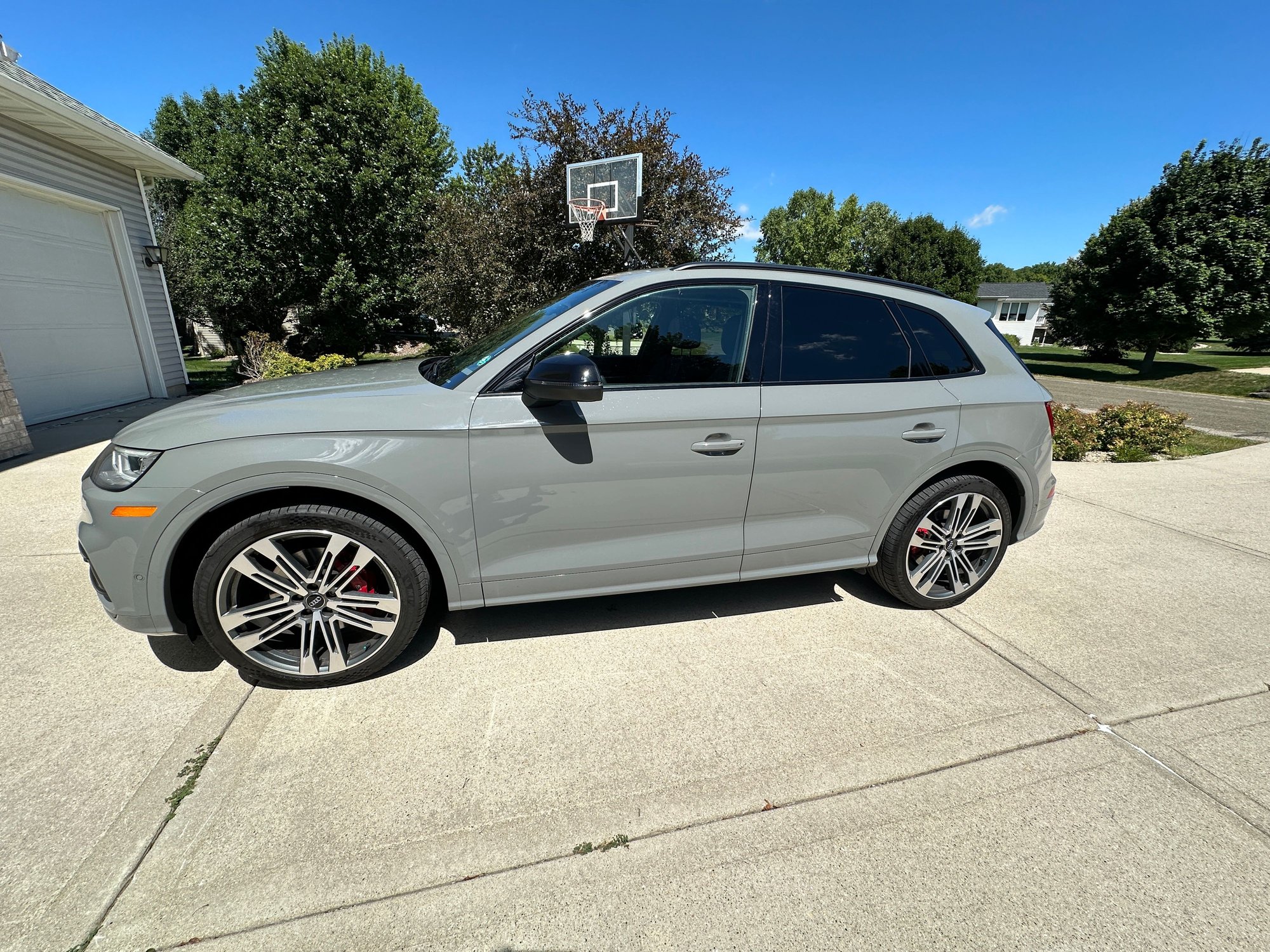 2019 SQ5 Prestige Quantum Grey w/ Black Optic Package - AudiWorld Forums