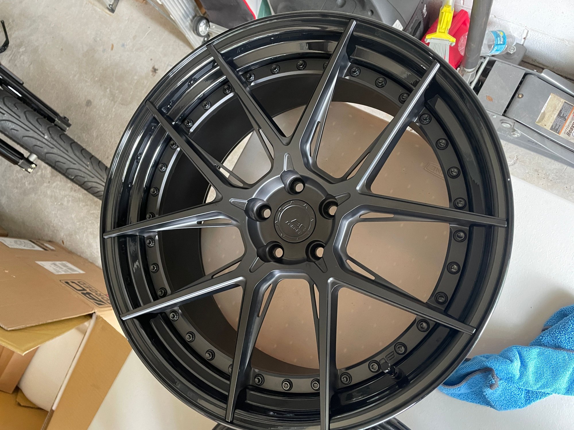 BC Forged - HCA 381S - Matte/Gloss Black two piece 20"x10" - B9 RS5 ...