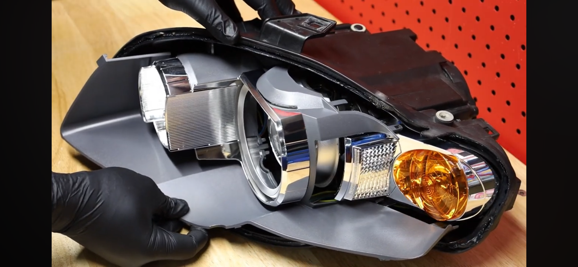 B7 xenon headlight reflectors - AudiWorld Forums