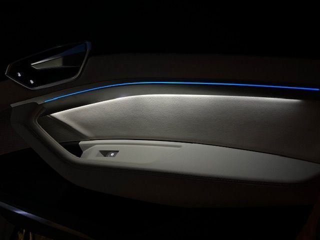 My ambient lighting journey on a 2024 Q8 e-tron Premuim Plus - AudiWorld Forums