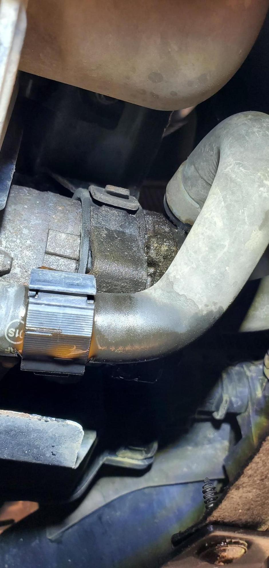 Need help Identifying a part - AudiWorld Forums