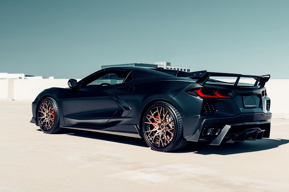 Wrapped Corvette C8 on Forgedlite DC20 2pc Forged Wheels Photoshoot ...