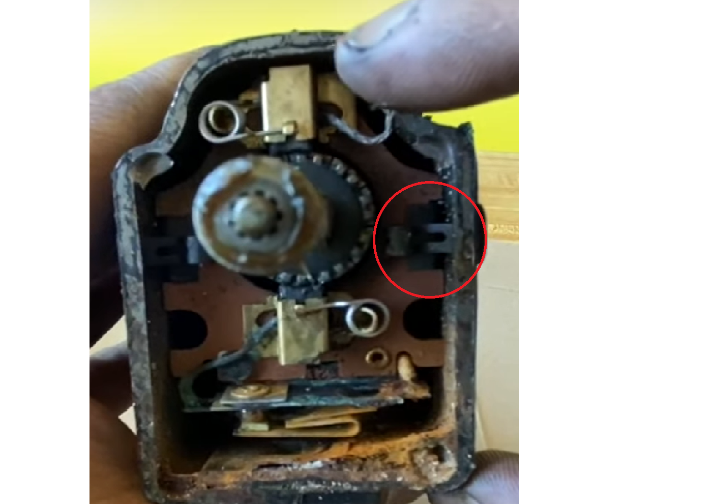 Power Windows Motor Clips - CorvetteForum - Chevrolet Corvette Forum ...