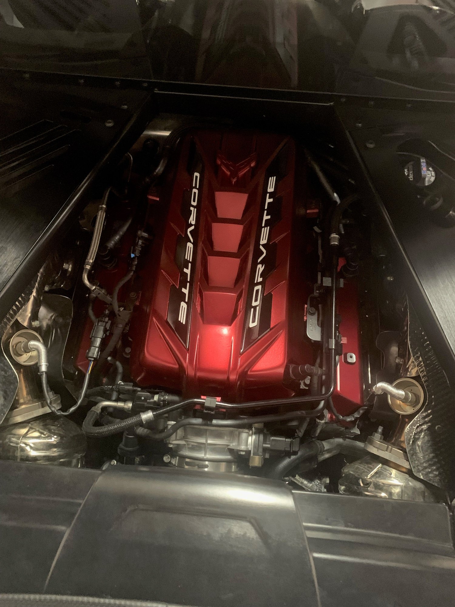 Edge red engine cover paint - CorvetteForum - Chevrolet Corvette Forum ...