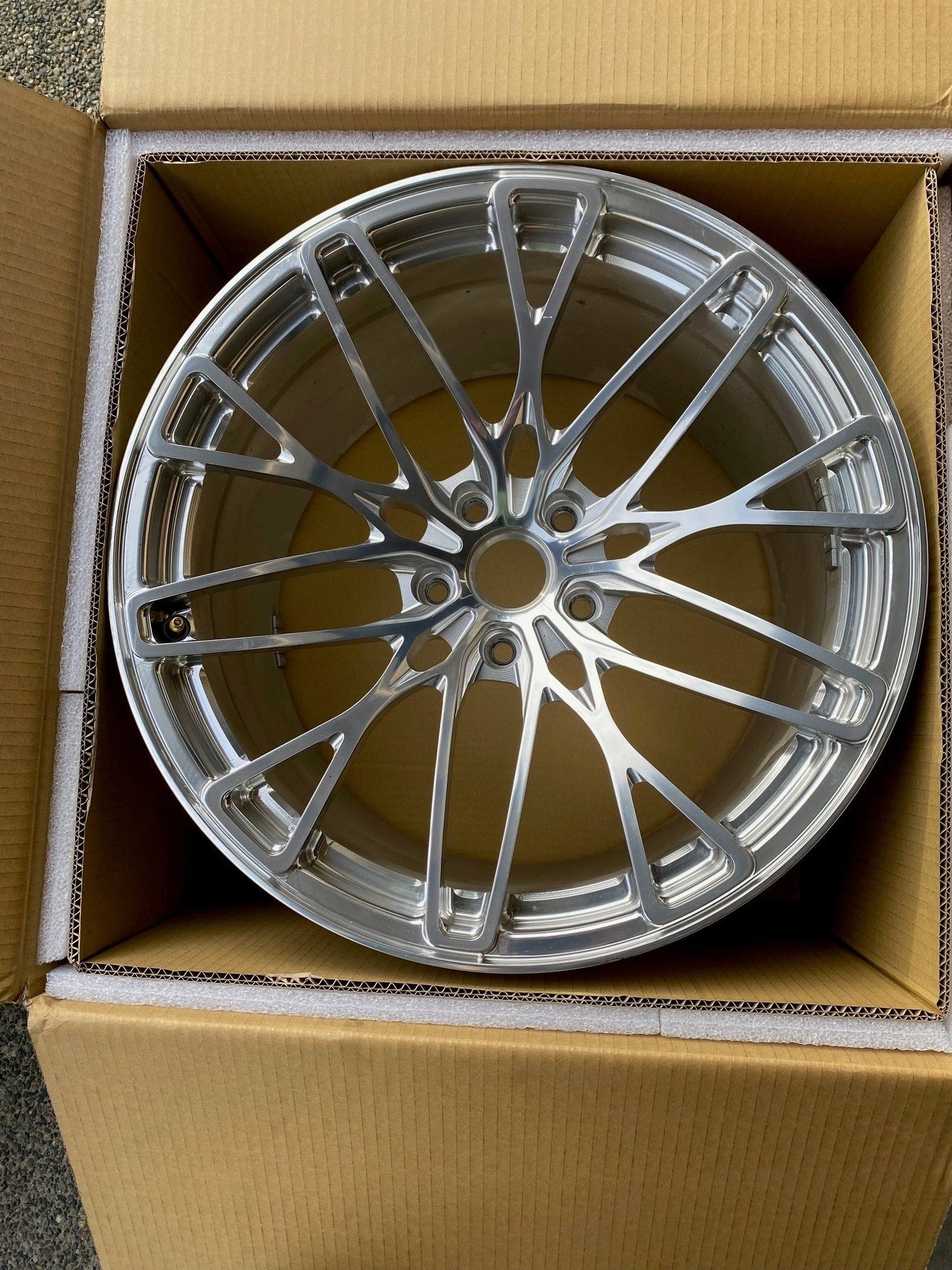 FS (For Sale) Cray Falcon wheels for C7 Corvette - CorvetteForum ...