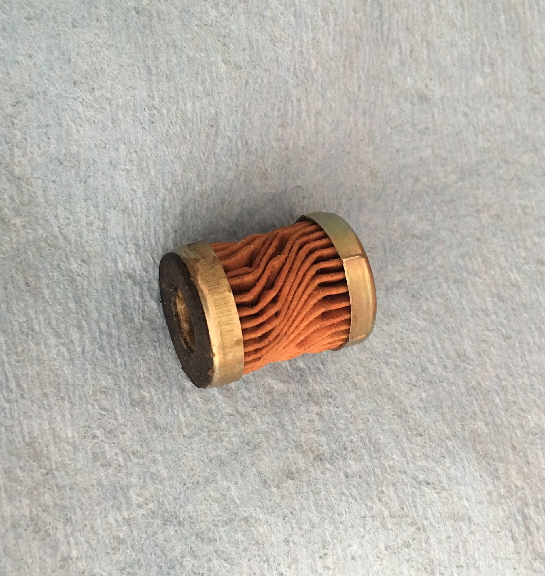 Anyone seen a quadrajet fuel filter twisted? - CorvetteForum ...