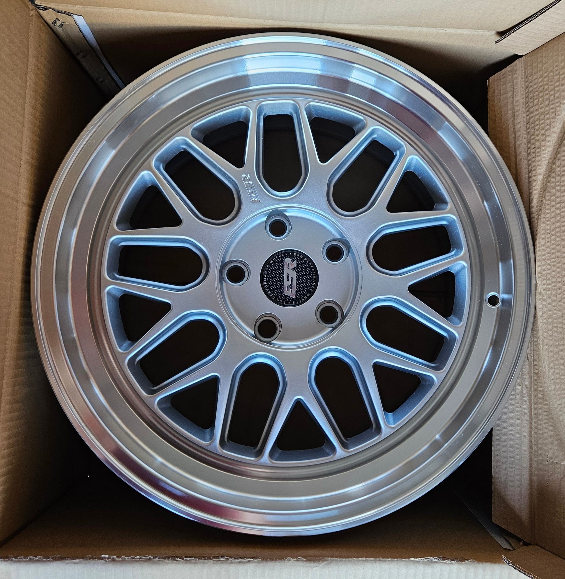 FS (For Sale) New ESR CR1 wheels - CorvetteForum - Chevrolet Corvette ...