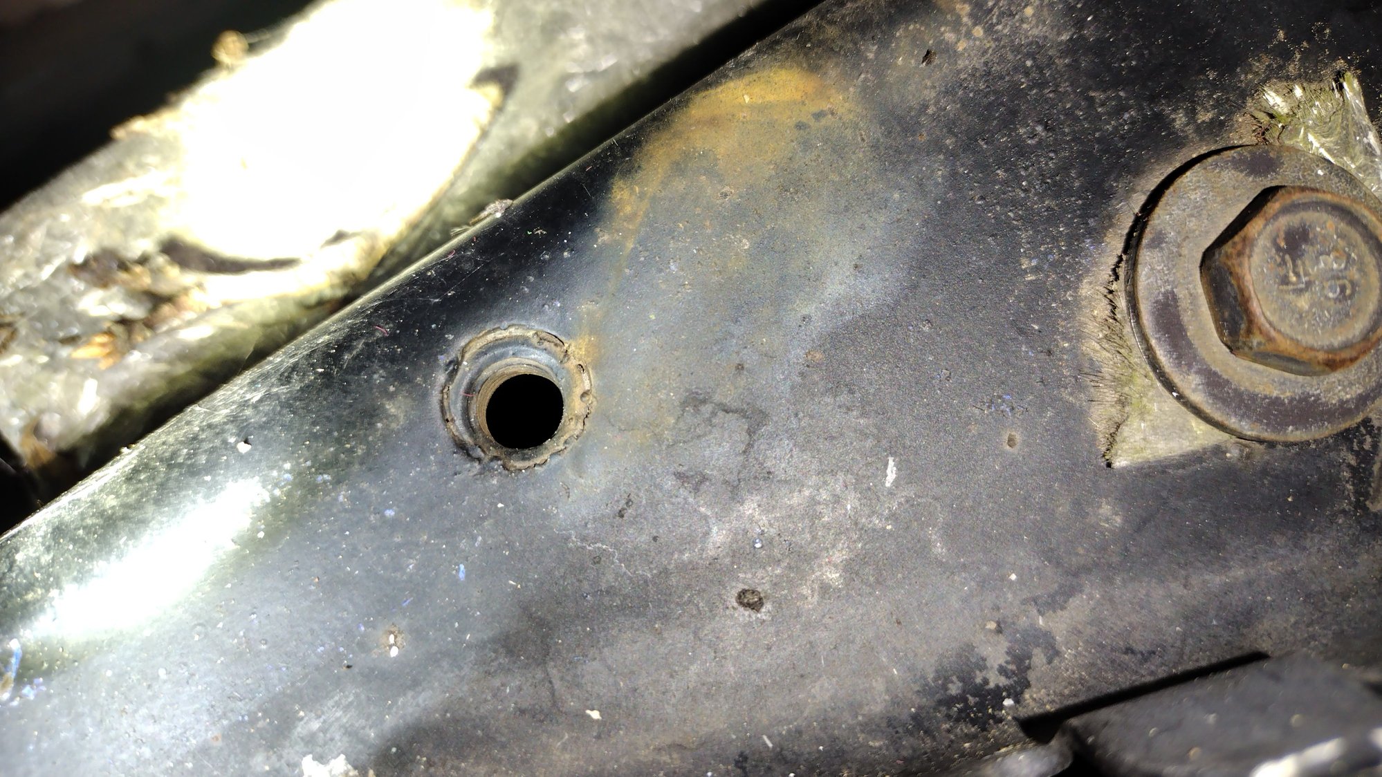 ASR bracket bolt - CorvetteForum - Chevrolet Corvette Forum Discussion