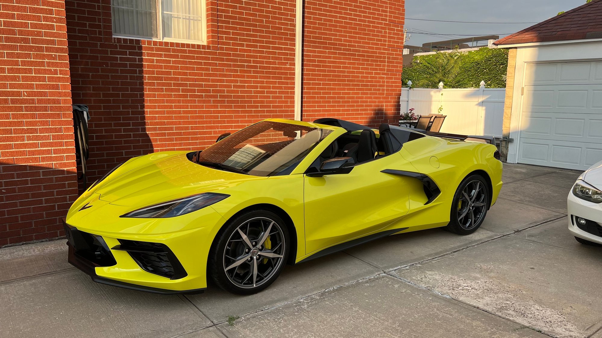 Official Accelerate Yellow Metallic Color Thread - Page 23 ...