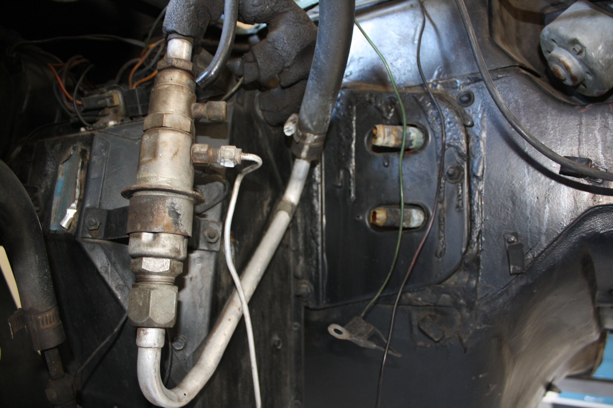 Mystery Wires - 67 327 Engine Bay - CorvetteForum - Chevrolet Corvette ...