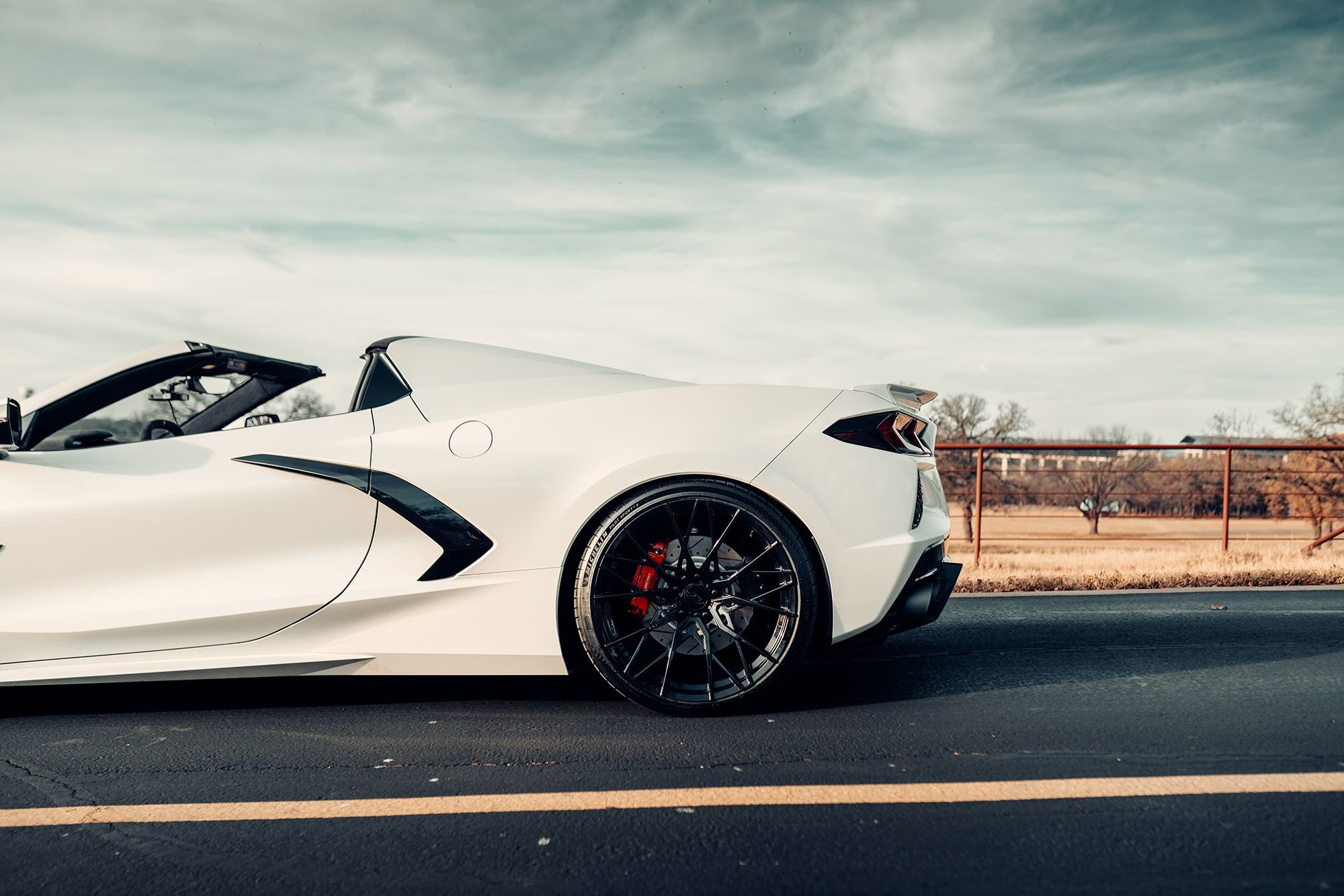 White Pearl Metallic 70th Anniversary Corvette C8 Forgedlite MC20 ...