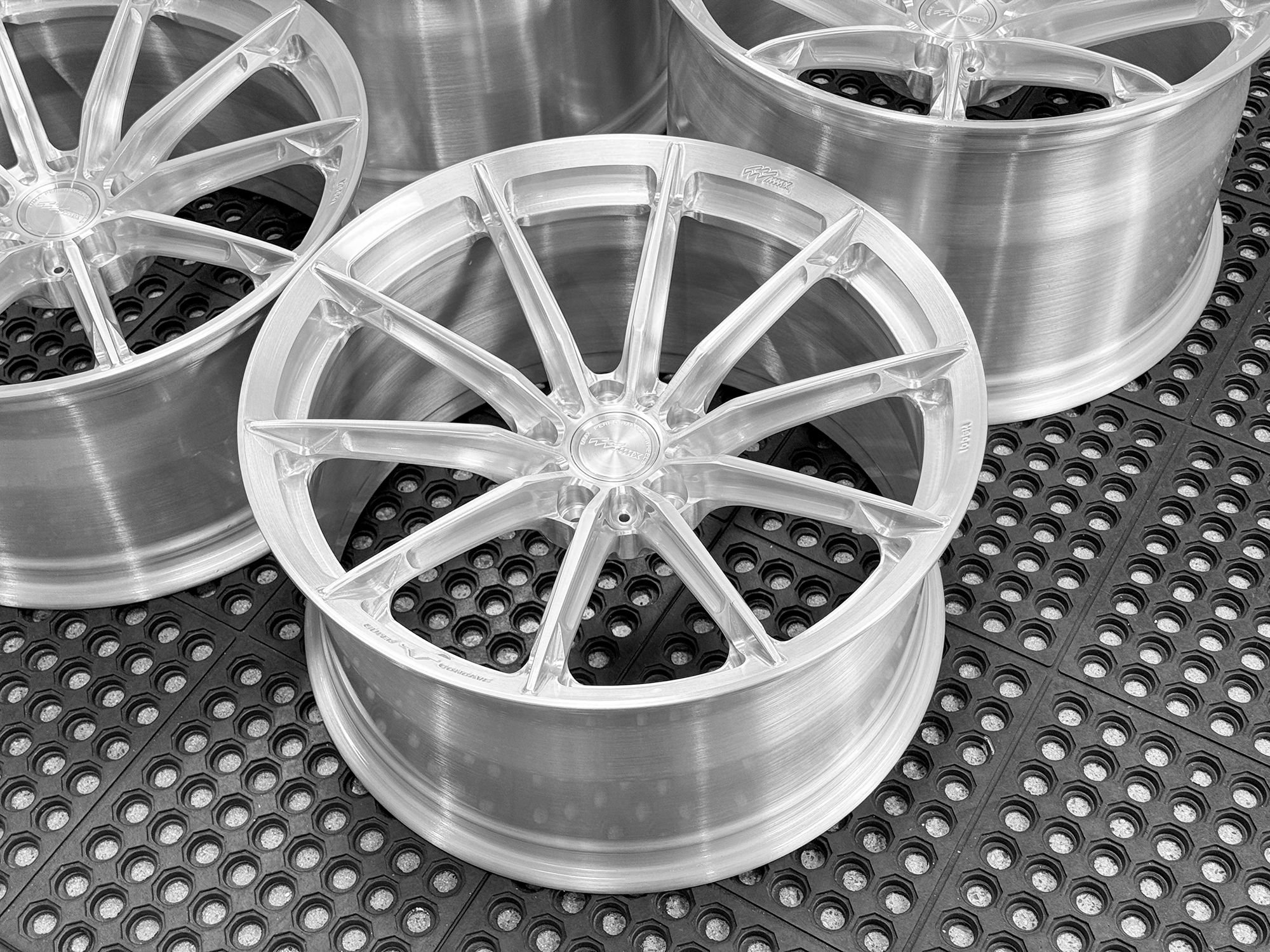 FS (For Sale) MMX MSC01 Brushed Silver Gloss - In Stock Ready to Ship ...