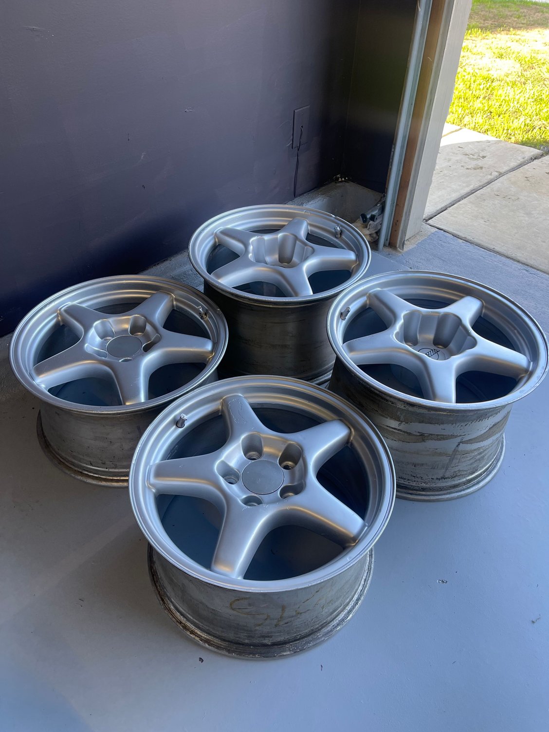 FS (For Sale) Oem C4 A-Mold ZR1 rims - CorvetteForum - Chevrolet ...