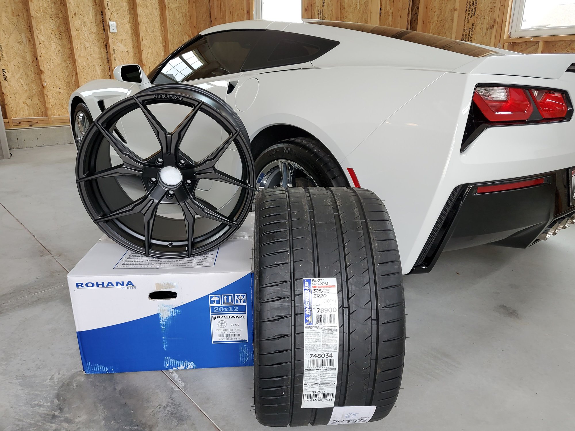 2017 Stingray with Rohana 19x95 275/30/19 and 20x12 325/25/20 rims ...