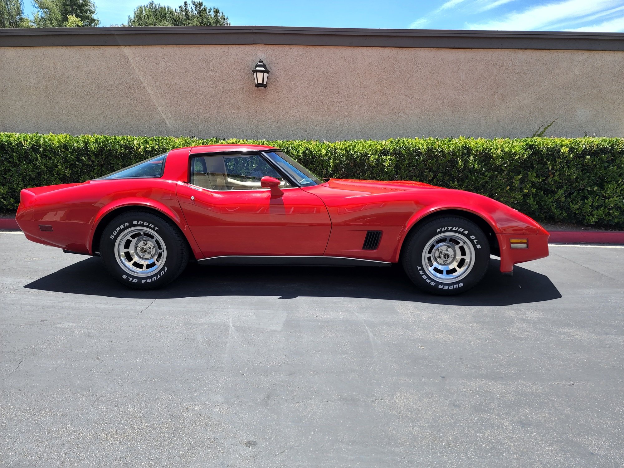 tires for a 77 - CorvetteForum - Chevrolet Corvette Forum Discussion