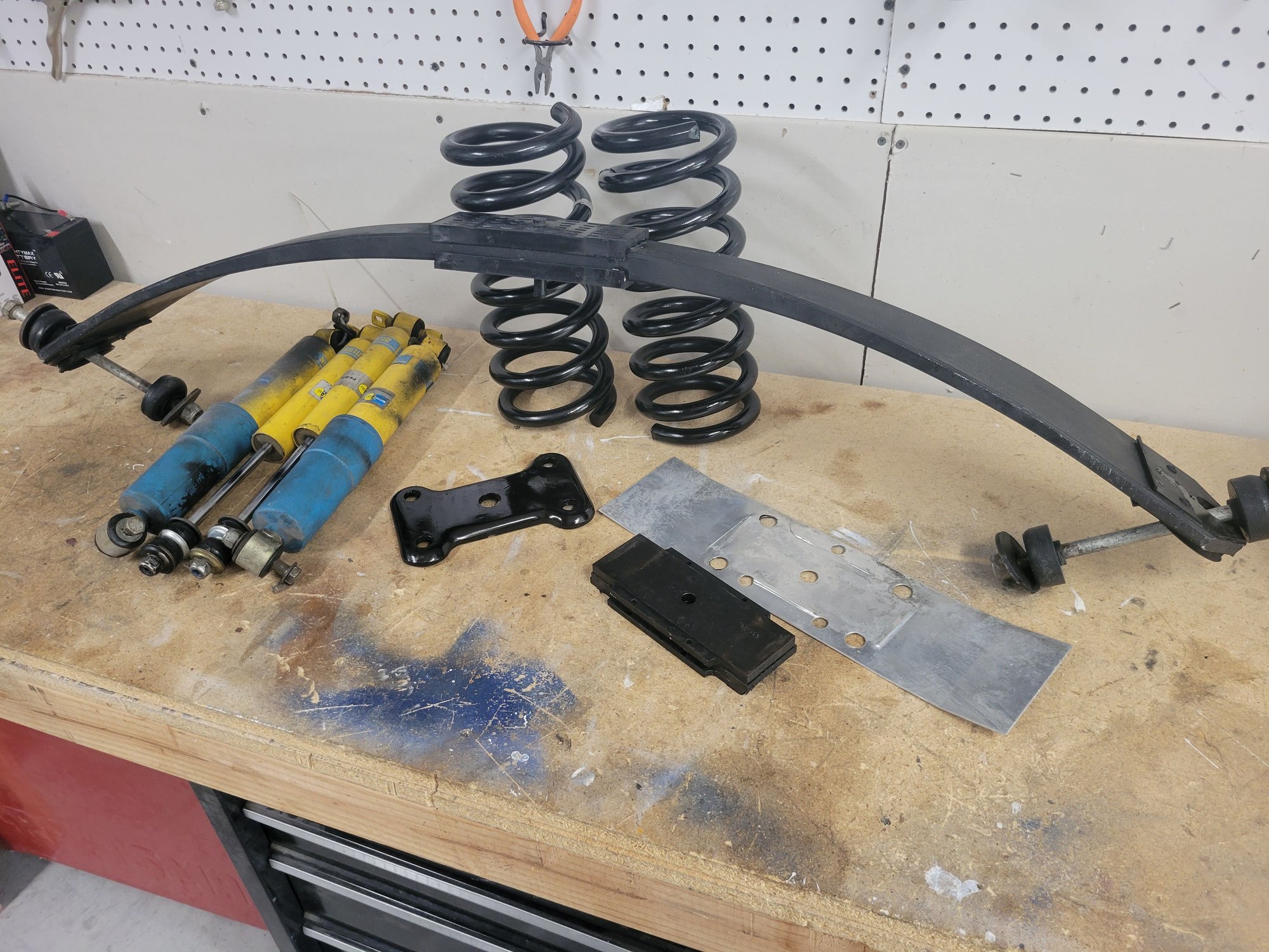 FS (For Sale) Rear mono spring, front springs, Bilstien shocks from ...