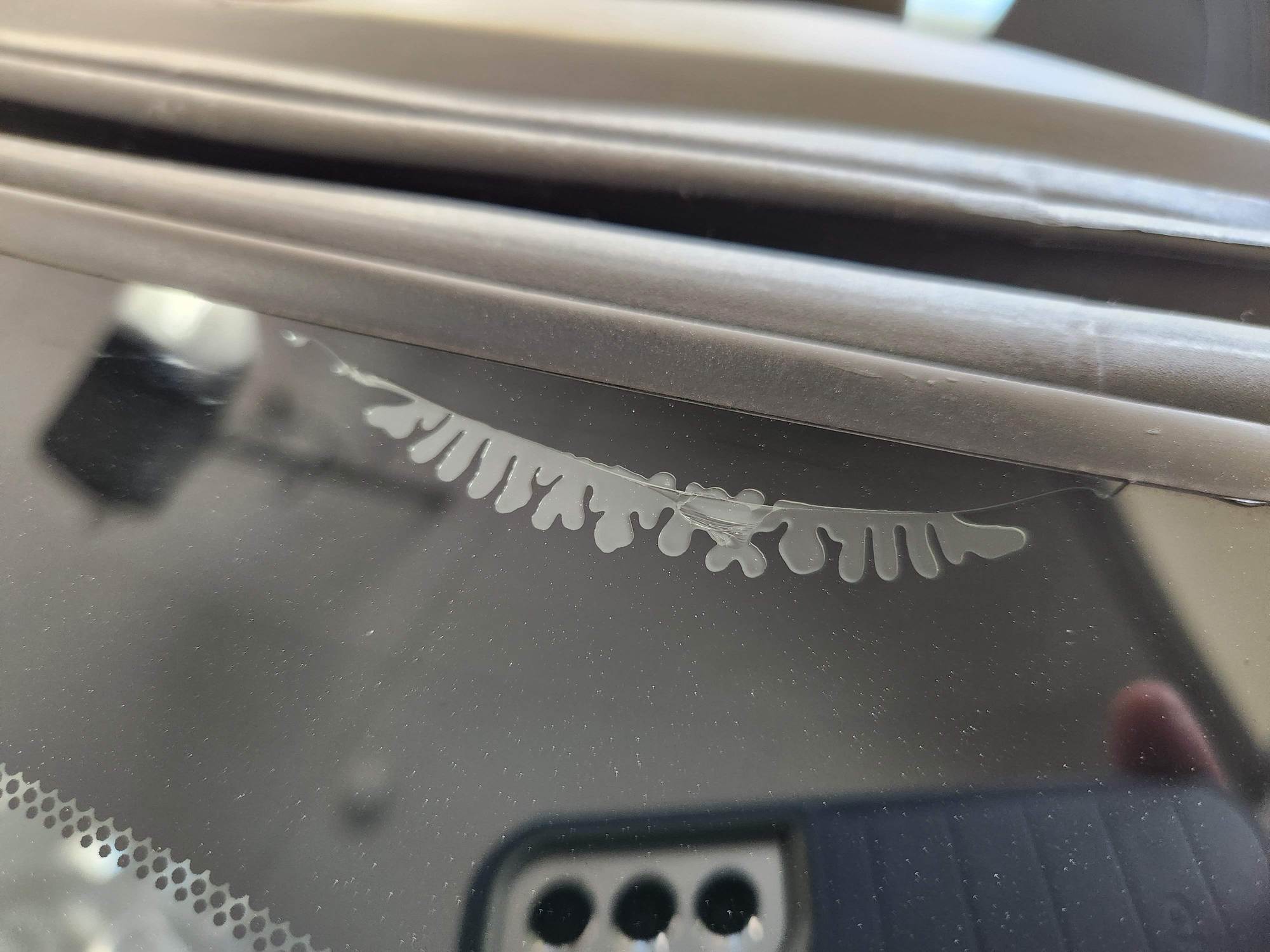 Windshield crack? - CorvetteForum - Chevrolet Corvette Forum Discussion