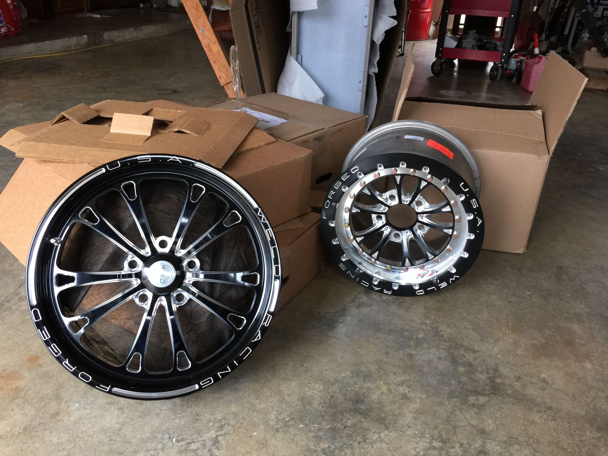 New Beadlocked weld v series wheels- et pro/mh fronts alum lug nuts ...