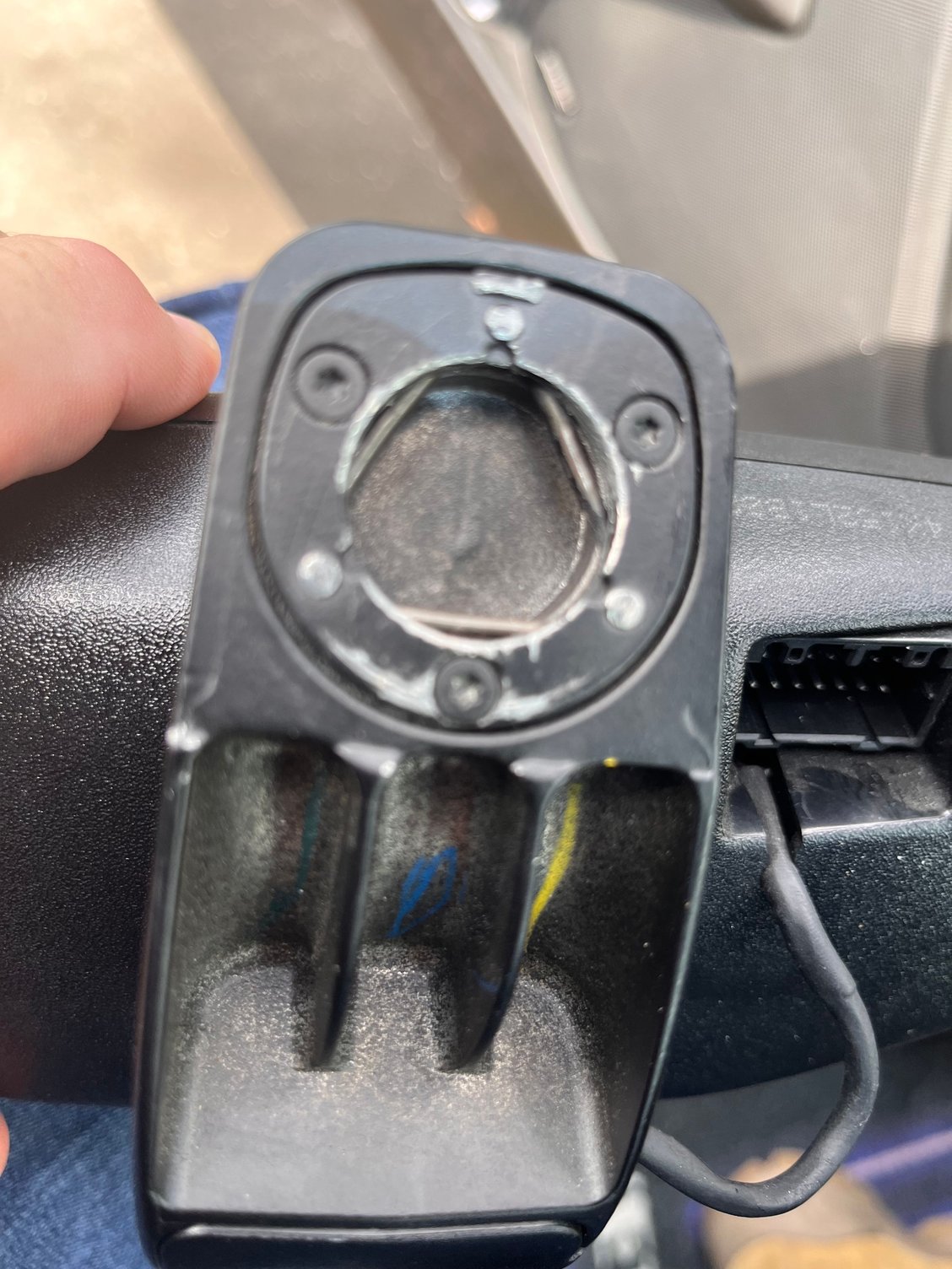 NEED interior rear view mirror, C6 2005 base - CorvetteForum - Chevrolet Corvette Forum Discussion