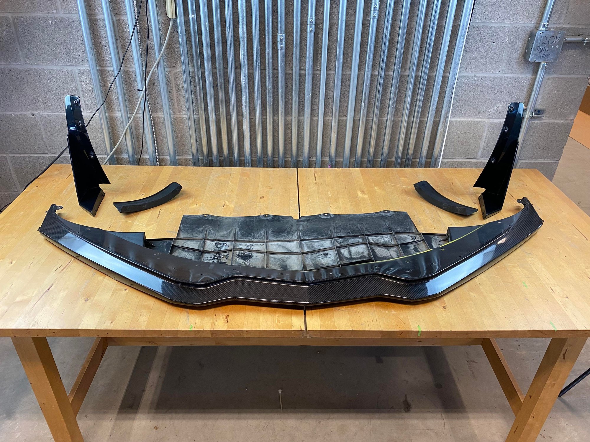 FS (For Sale) Used Carbon Fiber Stage 3 Front Splitter - CorvetteForum ...