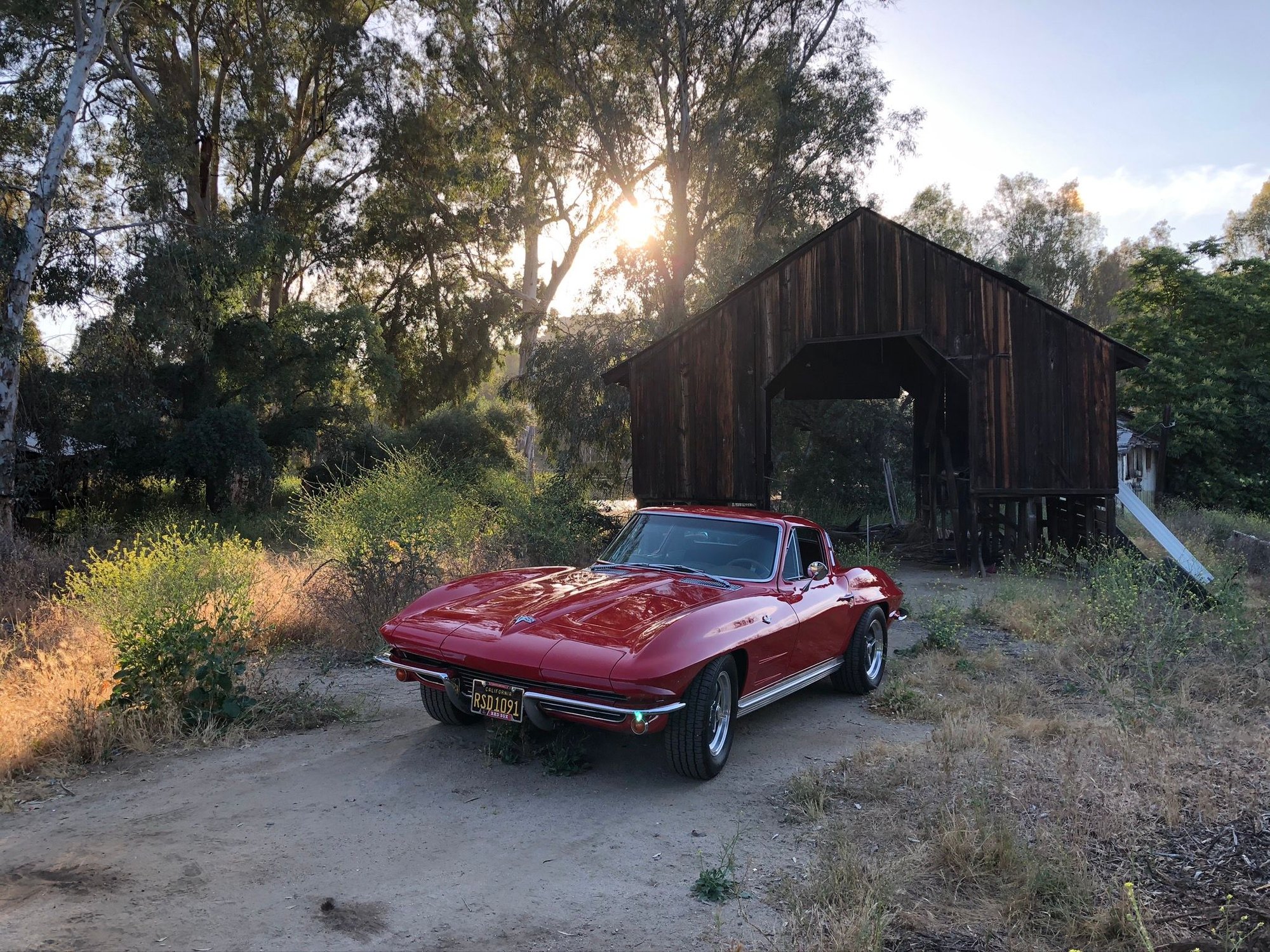 Found an old barn... - CorvetteForum - Chevrolet Corvette Forum Discussion
