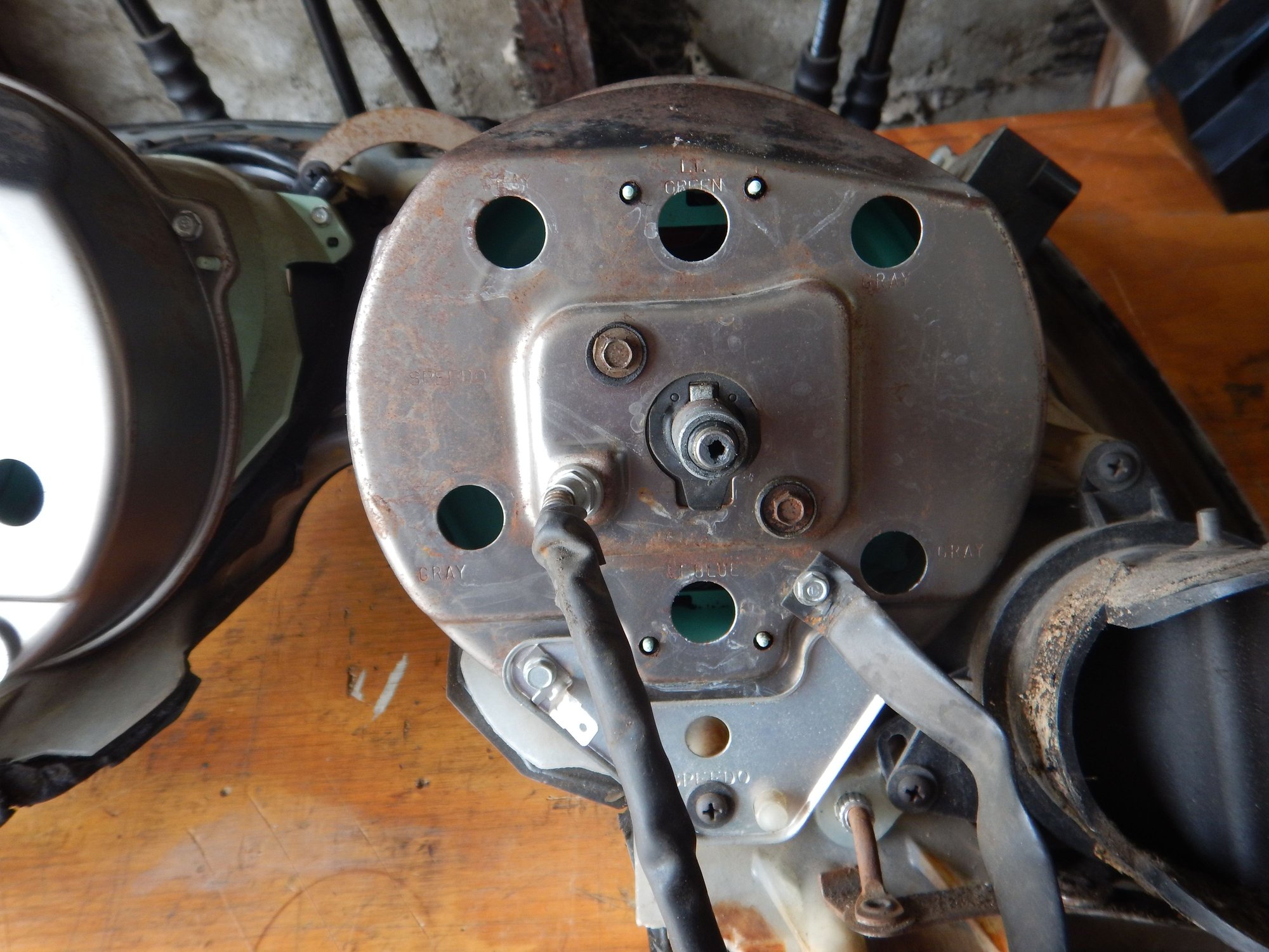 1977 C3 small block speedometer cable replace - CorvetteForum ...