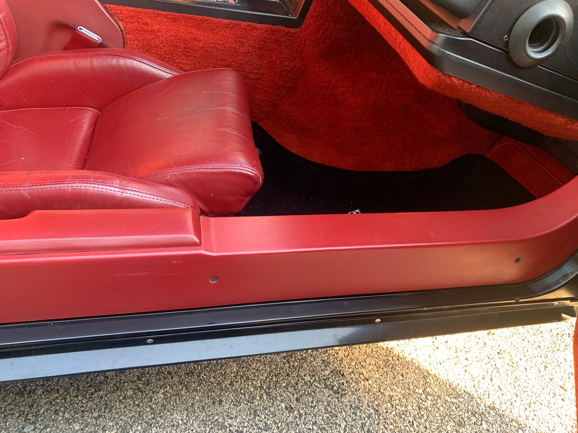 Where is the location of G101 in a 1984 Corvette? - CorvetteForum ...