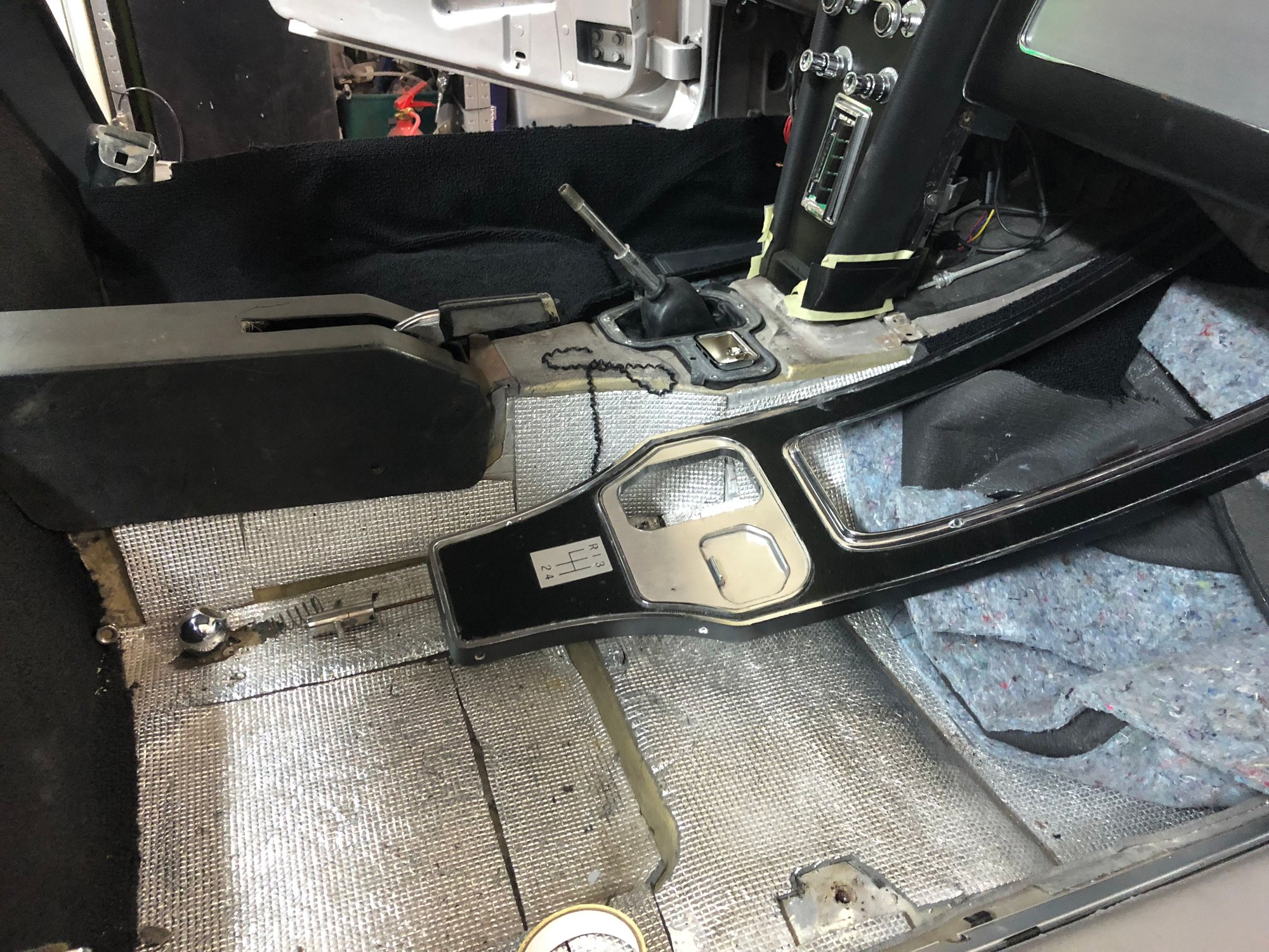 Advice needed: 67 centre console install procedure - CorvetteForum ...