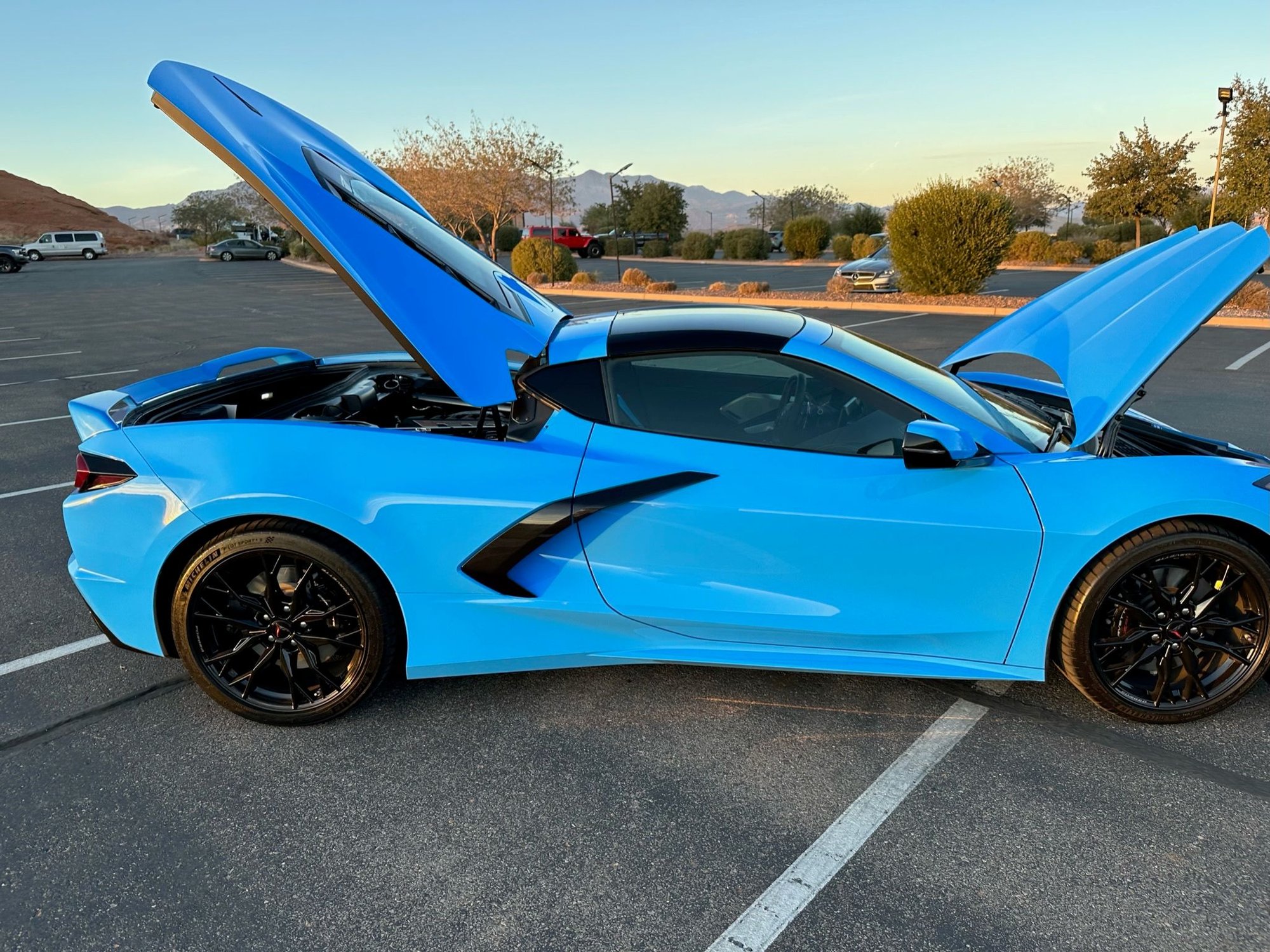 2023 C8 2LT Coupe Z51, 70th Anniversary FRONT LIFT - CorvetteForum ...