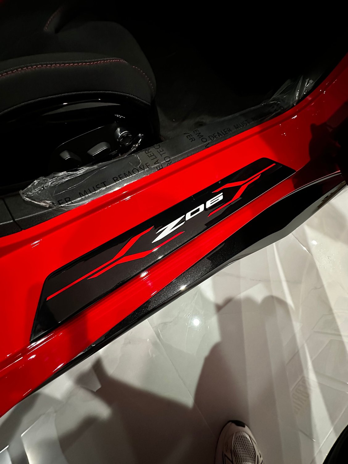FS (For Sale) Door Sill Covers NEW Carbon flash/Red/zo6 - CorvetteForum ...
