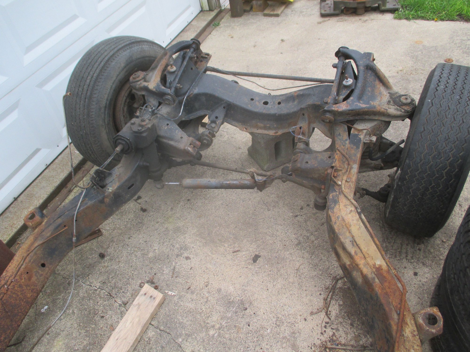 FS (For Sale) '64 convertible front half chassis & suspension ...