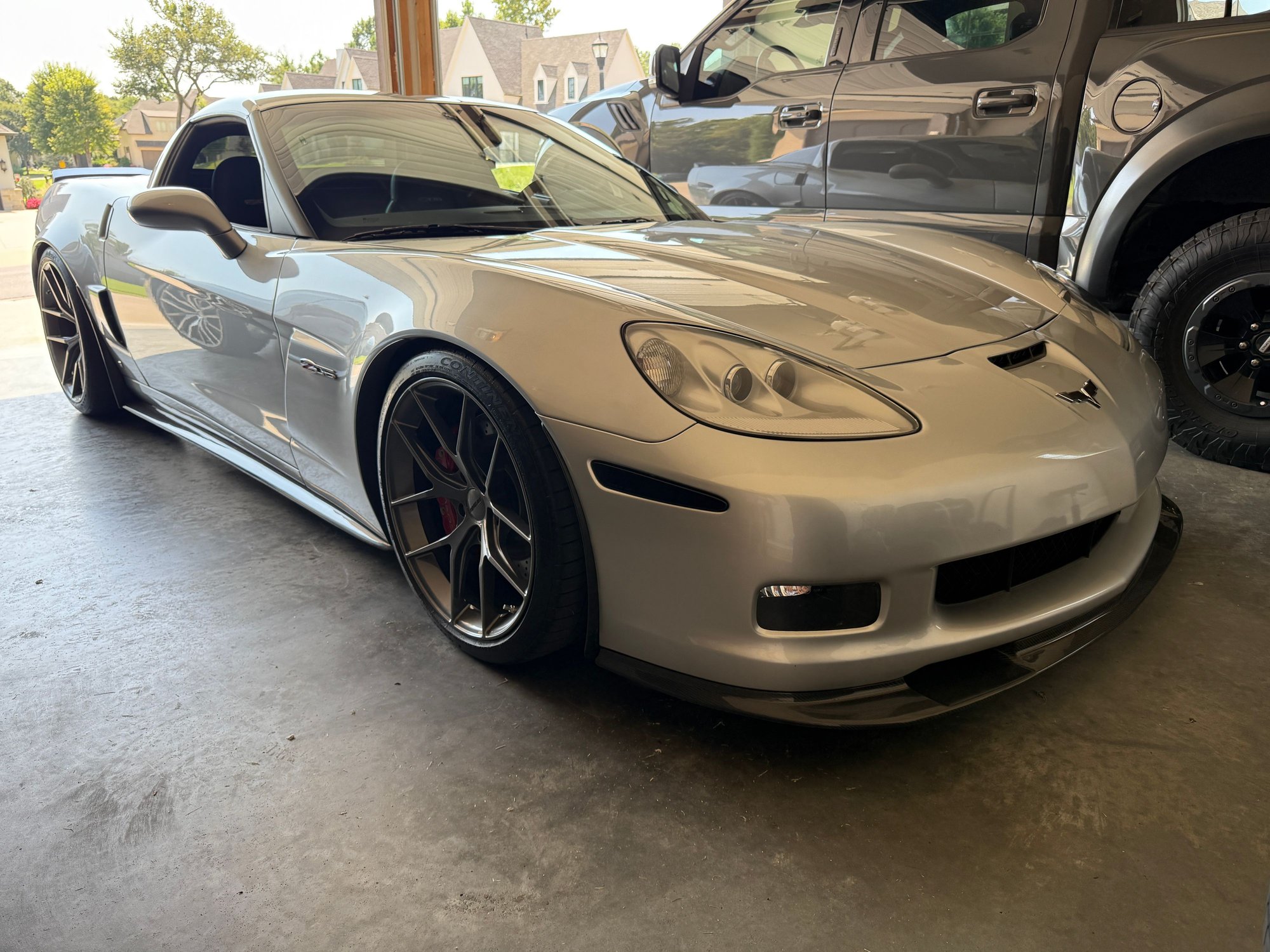 FS (For Sale) 2009 Z06 Silver HCI 4200 miles - Page 2 - CorvetteForum ...