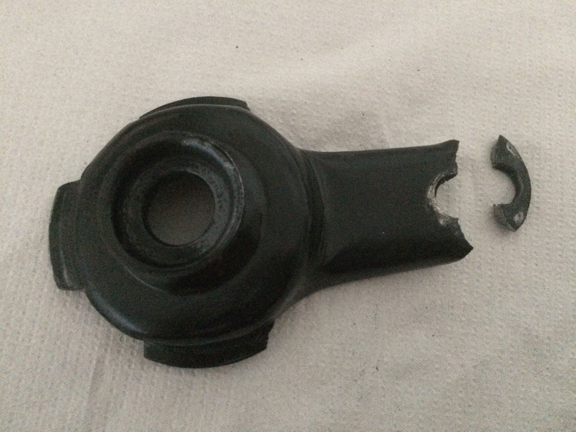 C1 Broken shock absorber mount bracket - CorvetteForum - Chevrolet ...