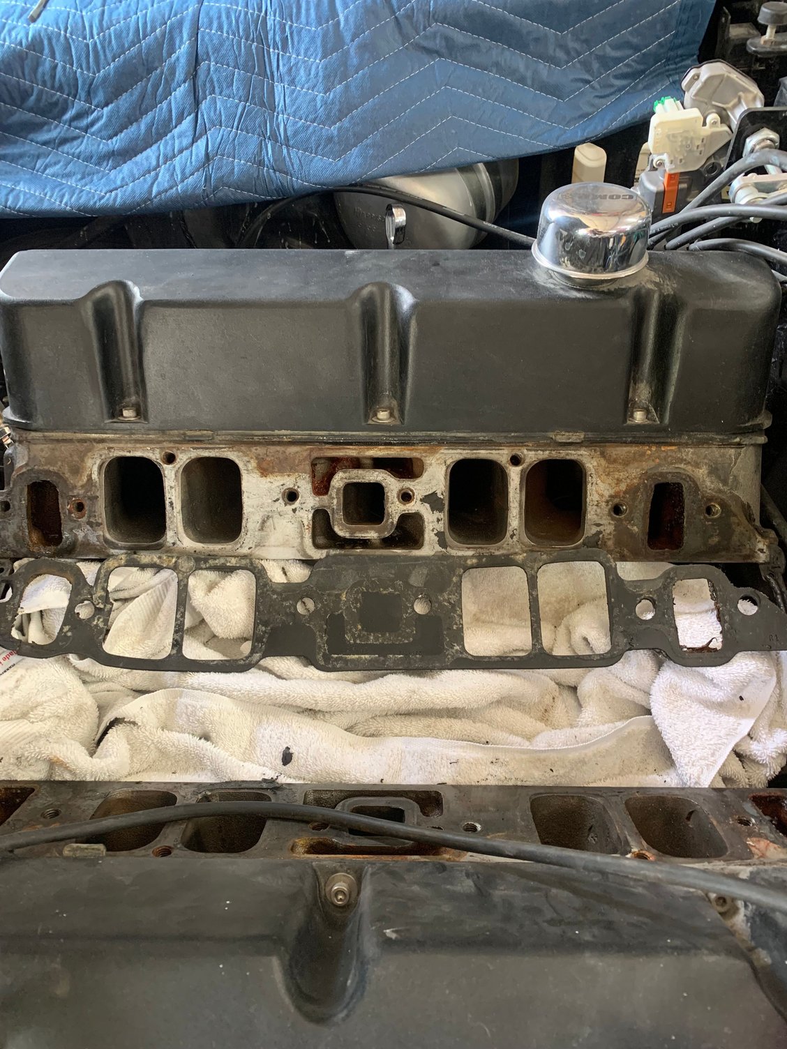 69 vette weird intake question. - CorvetteForum - Chevrolet Corvette ...