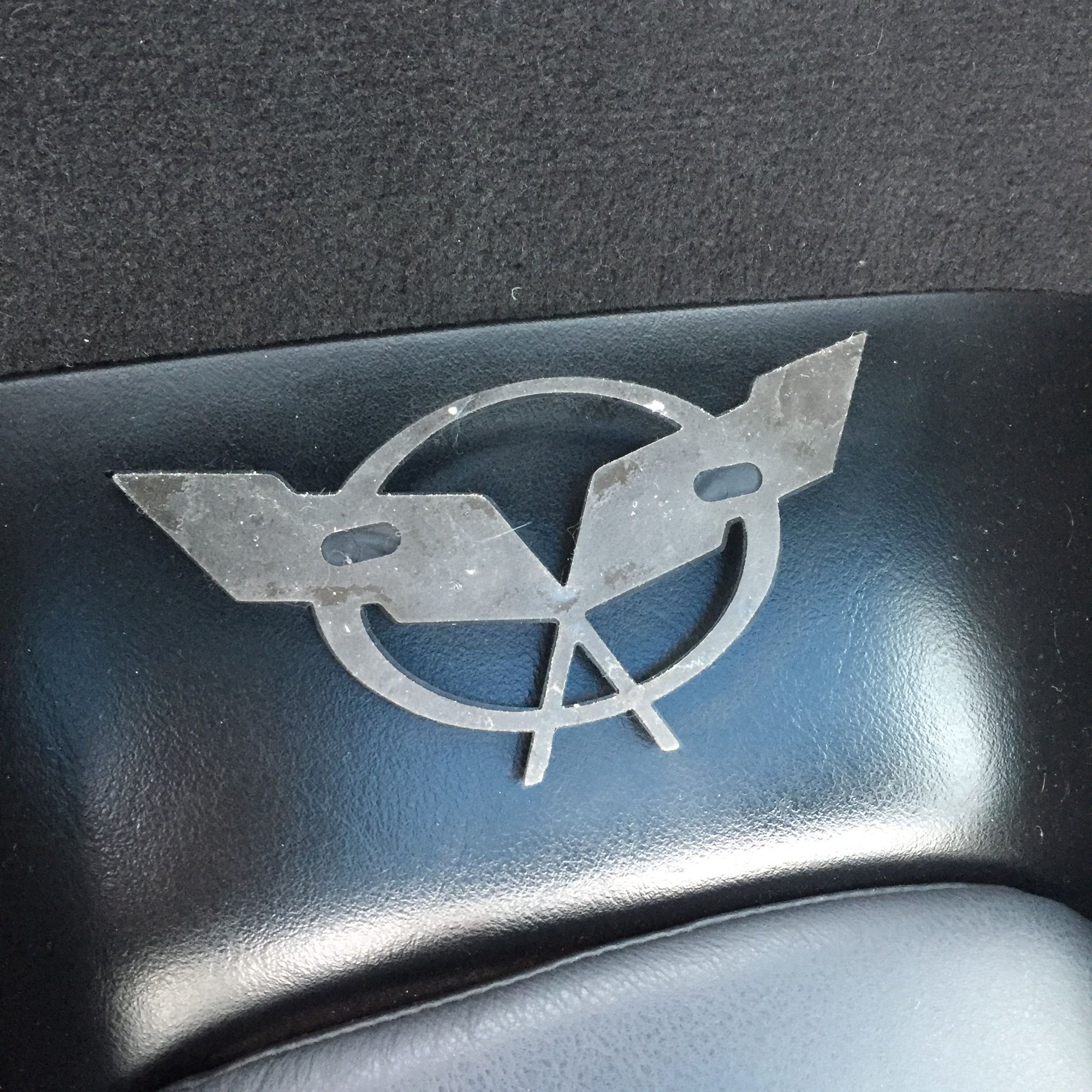 C5 Waterfall Center Console Emblem - CorvetteForum - Chevrolet Corvette ...