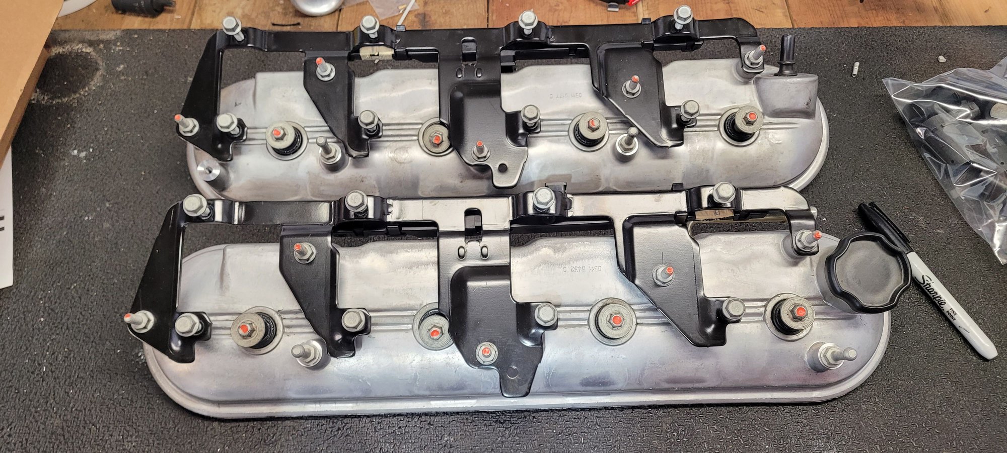 FS (For Sale) LS7 Valve Covers Complete with coil brackets OEM ...