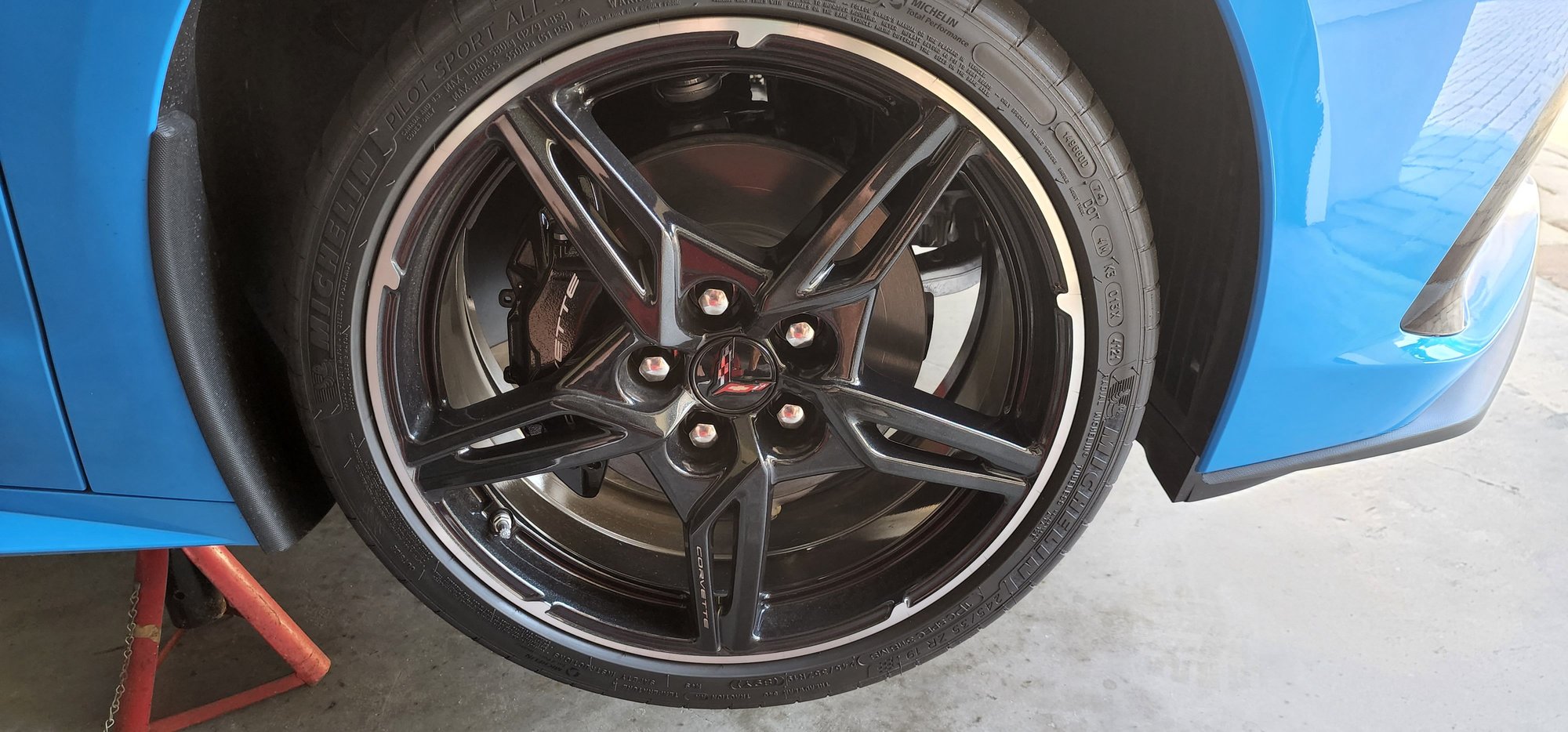 Rapid blue brake calipers Before & After. - CorvetteForum - Chevrolet ...