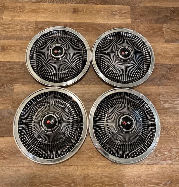 FS (For Sale) (4) OEM Corvette P02 Turbine Wheel Covers Hub Caps 1968 ...