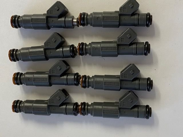 FS (For Sale) GM LS1 Fuel Injectors 12555894 Set of 8 - CorvetteForum ...